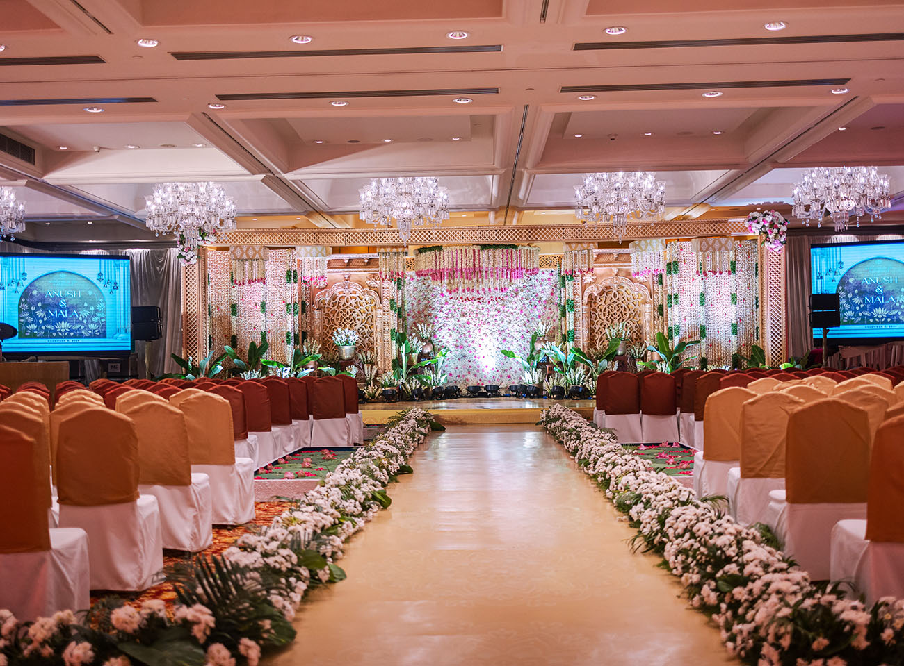 Wedding leela palace chennai | Beachweddingtips.com