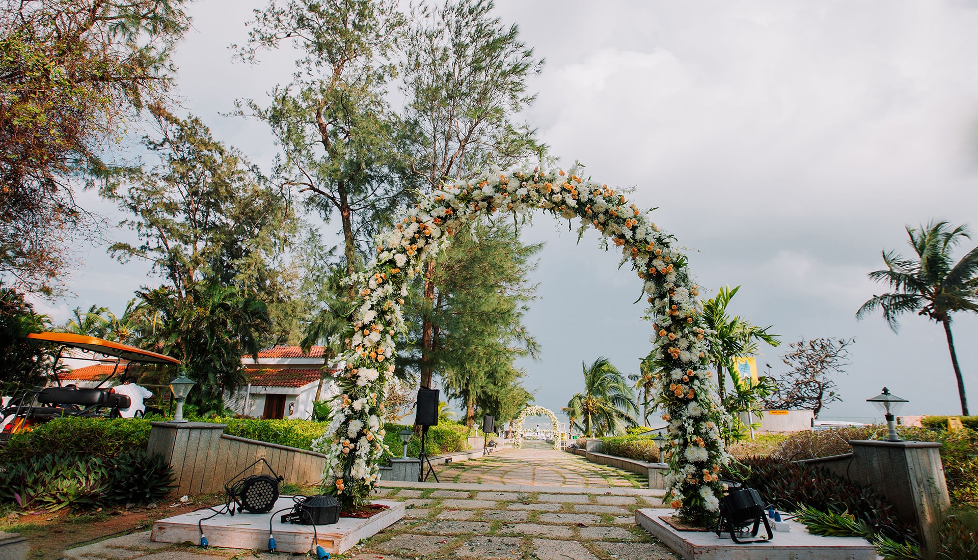 Exotic Beach Wedding Decor in Radisson Blu Resort Temple Bay Mahabalipuram