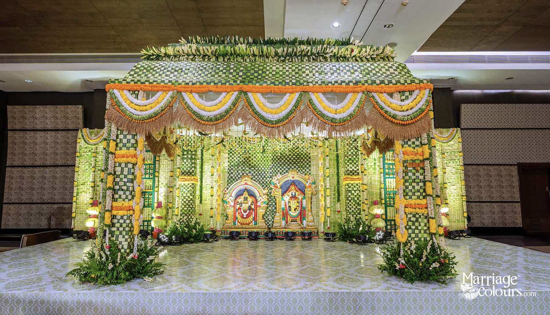 Traditional Pelli Mandapam | Coconut Palm Leaves Decoration | Radisson ...